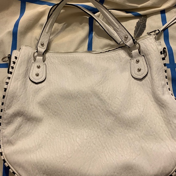 Jessica Simpson | Bags | Jessica Simpson White Large Tote | Poshmark